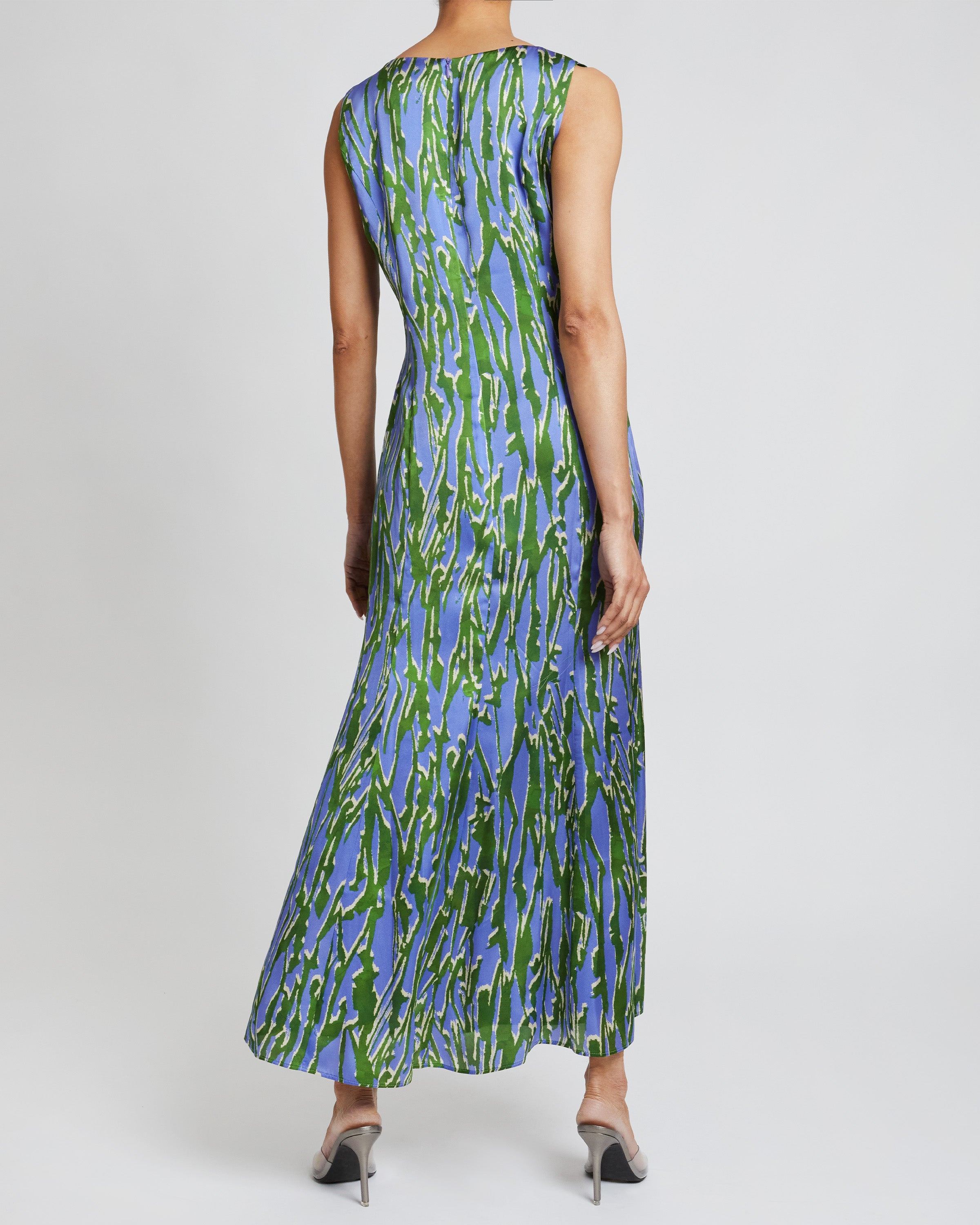 EMERSON V-Neck Midi Dress with Side Ruffle – Santorelli